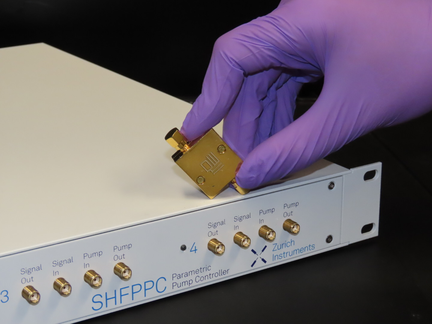 Breaking Boundaries in Quantum Measurement: Zurich Instruments and ...